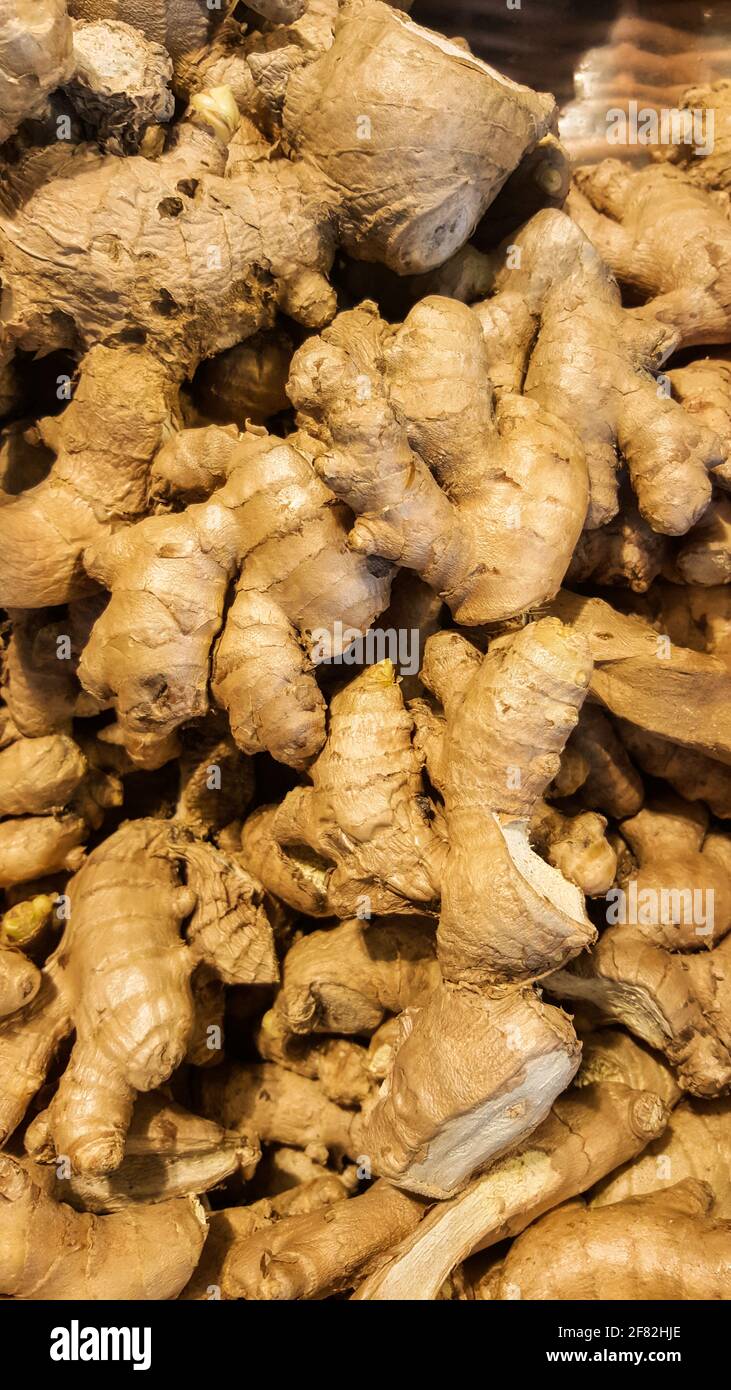 Ginger tubers hi-res stock photography and images - Alamy
