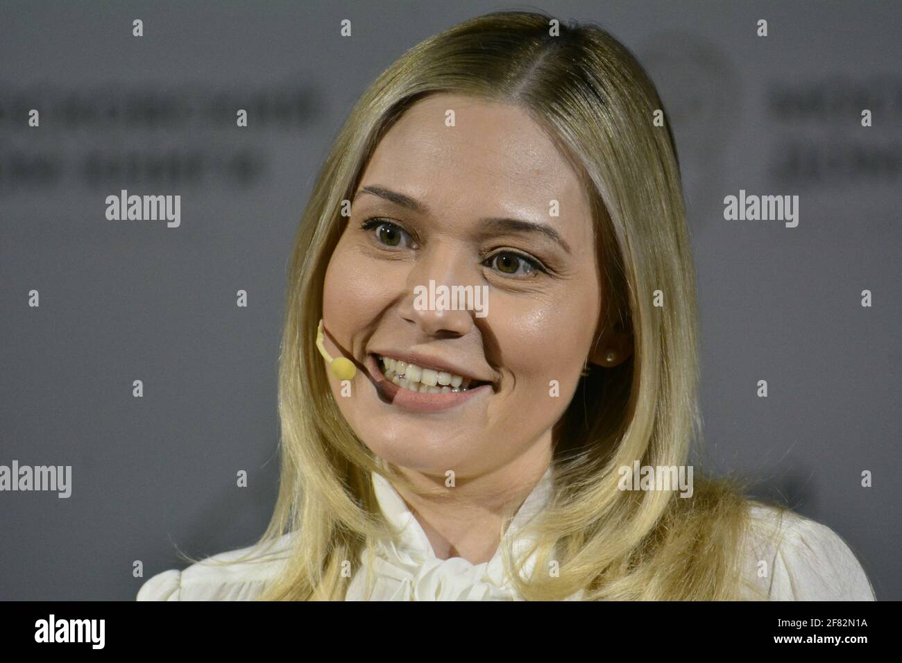 Evening with singer and actress Yulia Mandriko at the Moscow House of ...