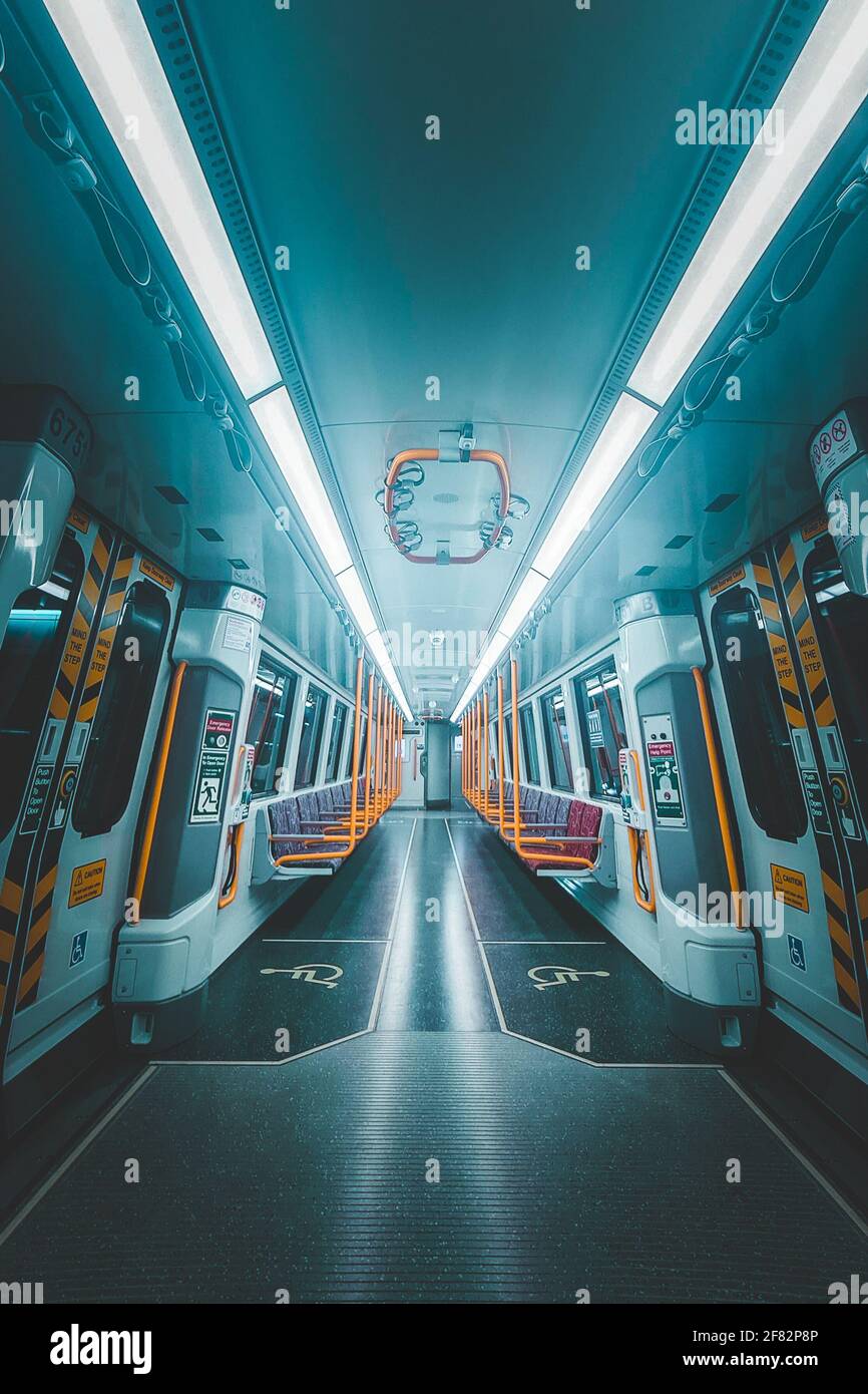 Vertical shot empty subway hi-res stock photography and images - Alamy