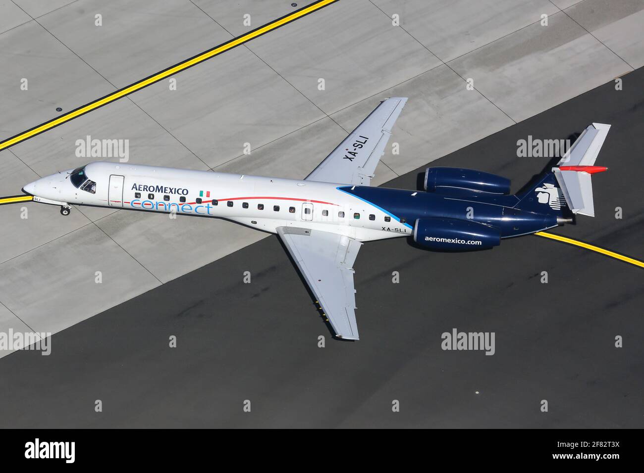 Embraer Rj145 United