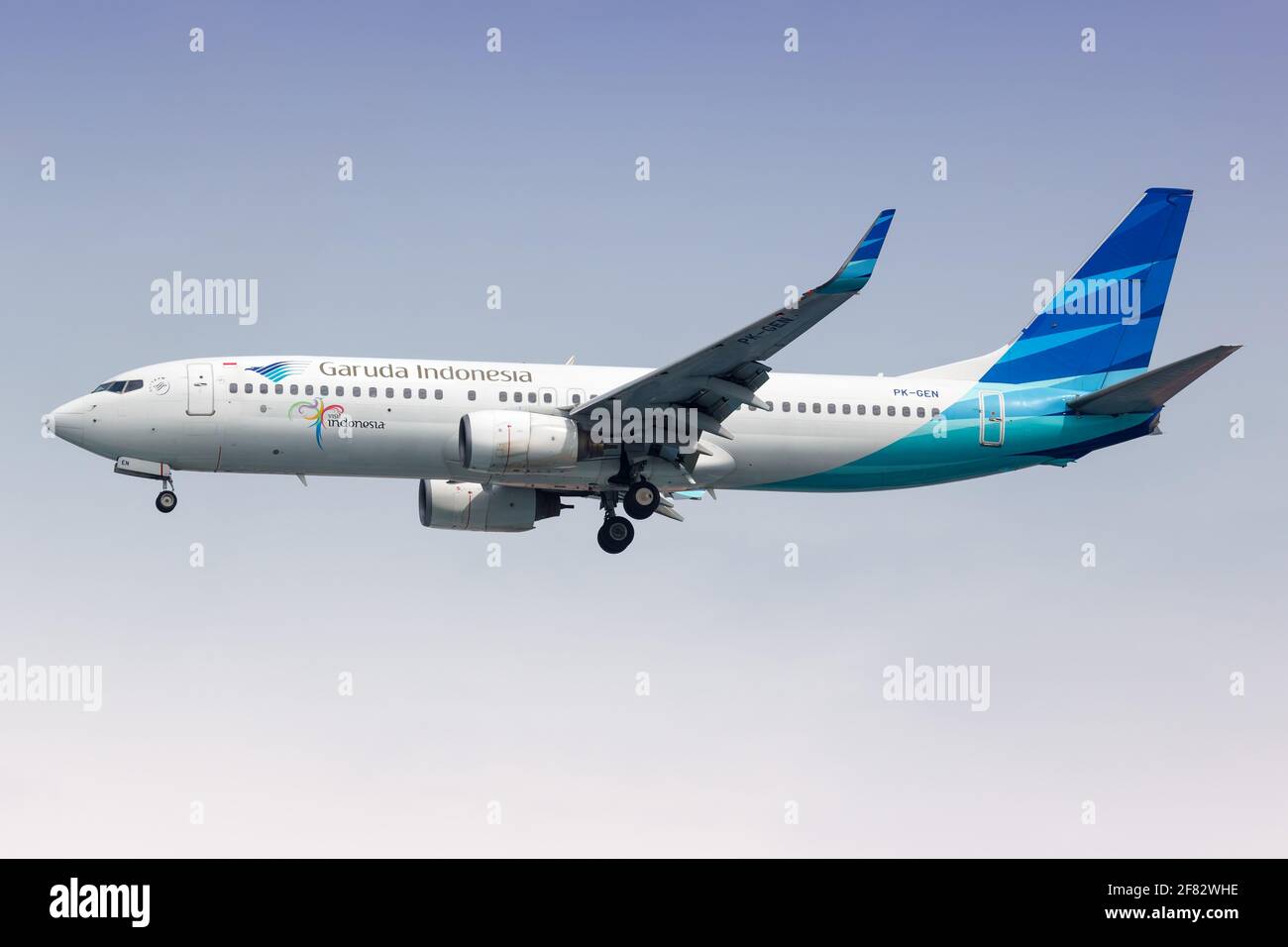 Garuda indonesia hi-res stock photography and images - Alamy
