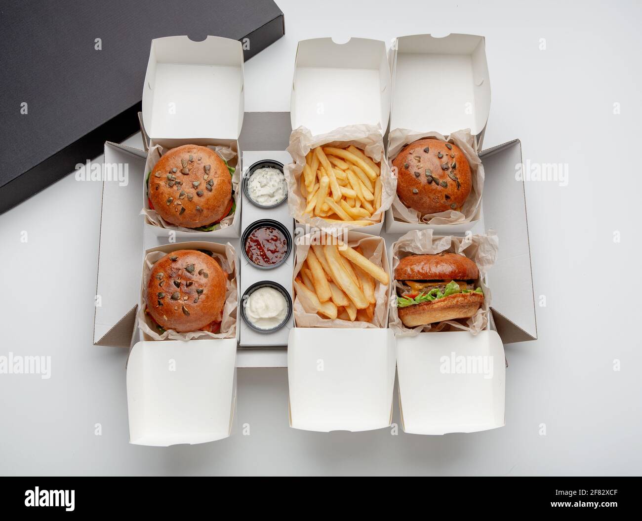 Work lunch break black and white hi-res stock photography and images ...