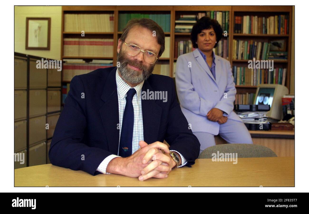 Dr. Rubina Mian and Professor David Macdonald co-inventors of a bloob ...