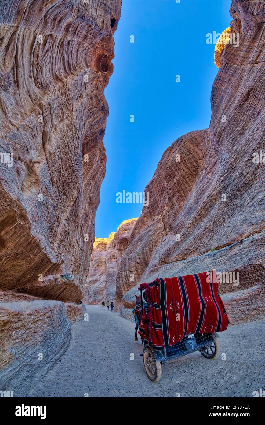 Petra dam at the siq hi-res stock photography and images - Alamy