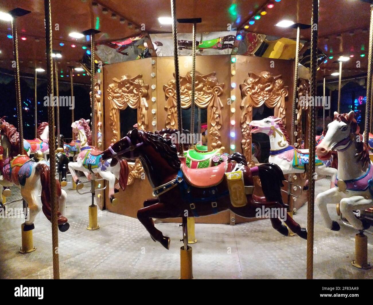 Children ride horse carnival hi-res stock photography and images - Alamy