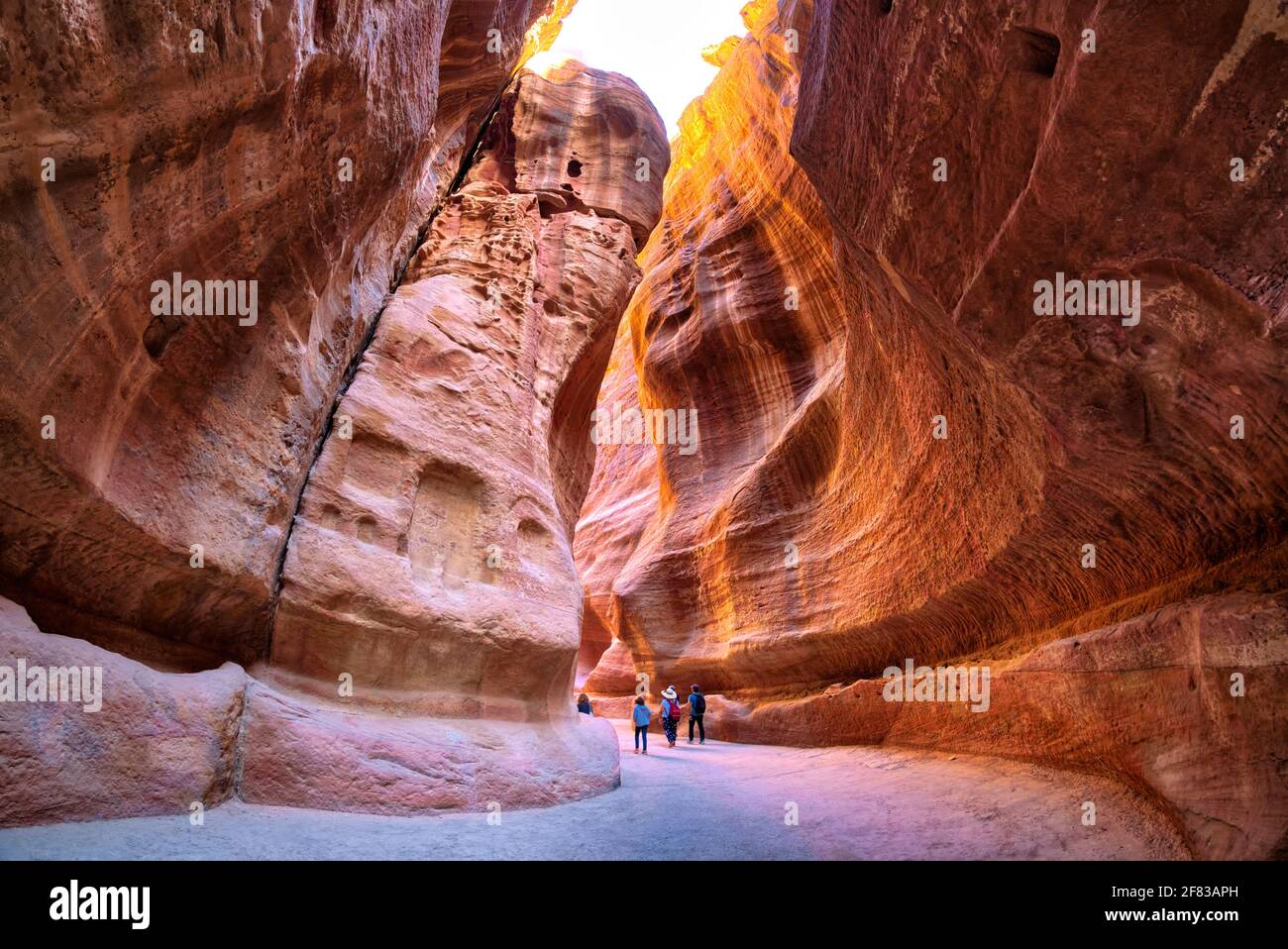 Petra water system hi-res stock photography and images - Alamy