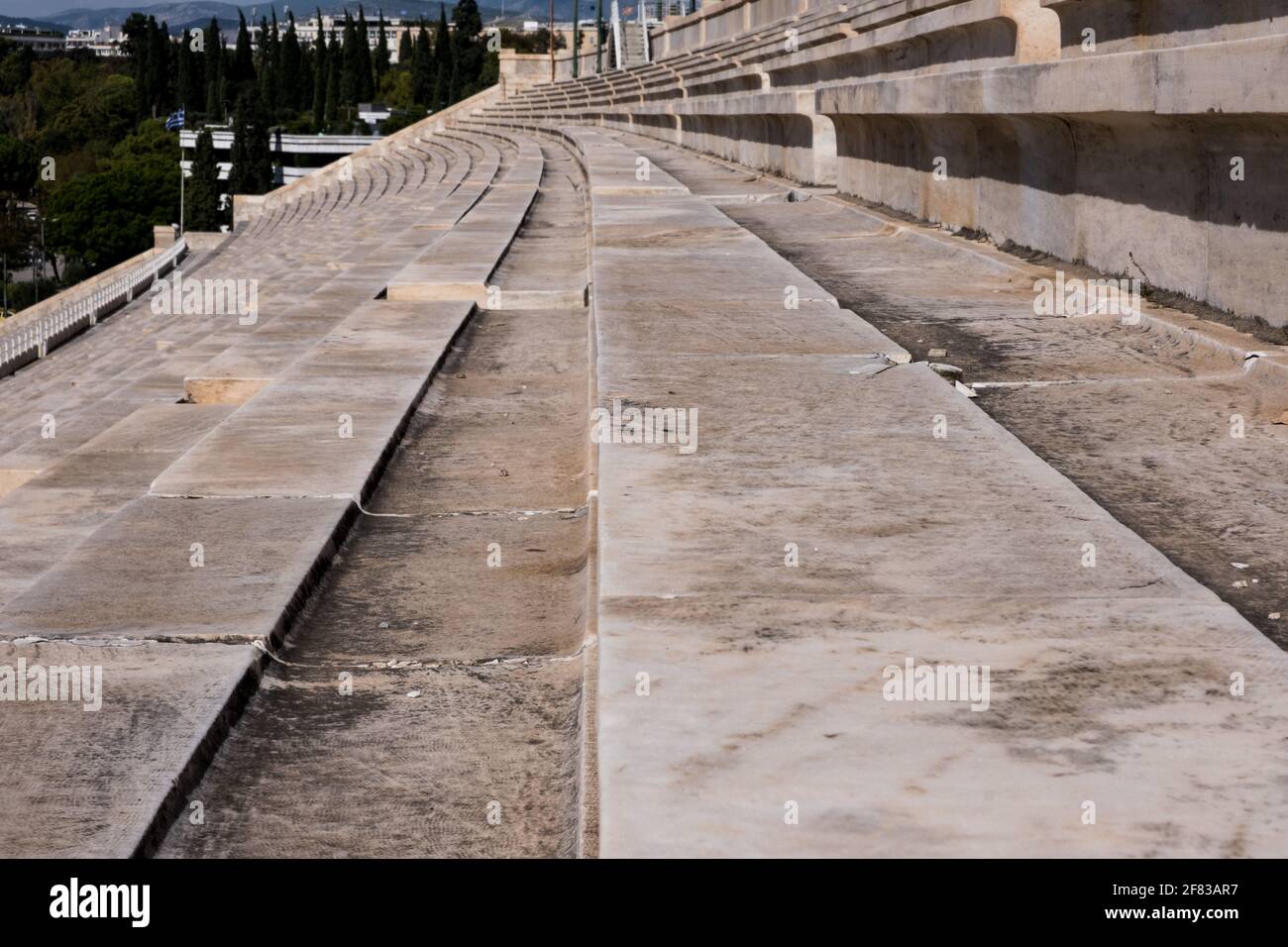 U shaped stadium hi-res stock photography and images - Alamy