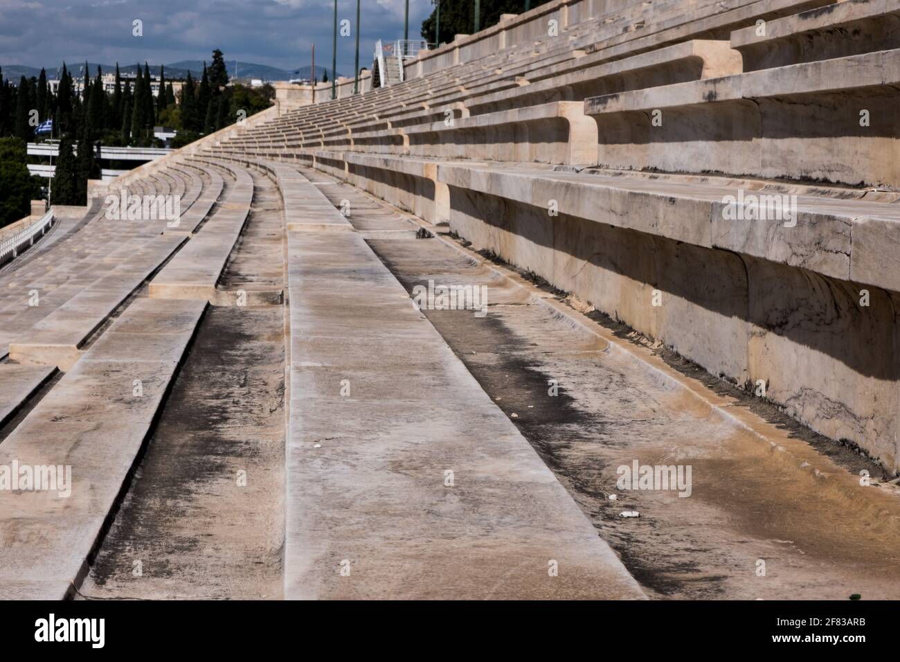U shaped stadium hi-res stock photography and images - Alamy