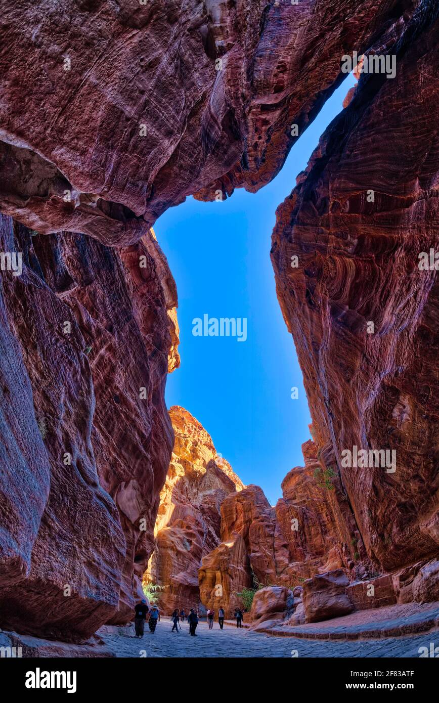 Along the way you can admire the natural curves and the fascinating ...