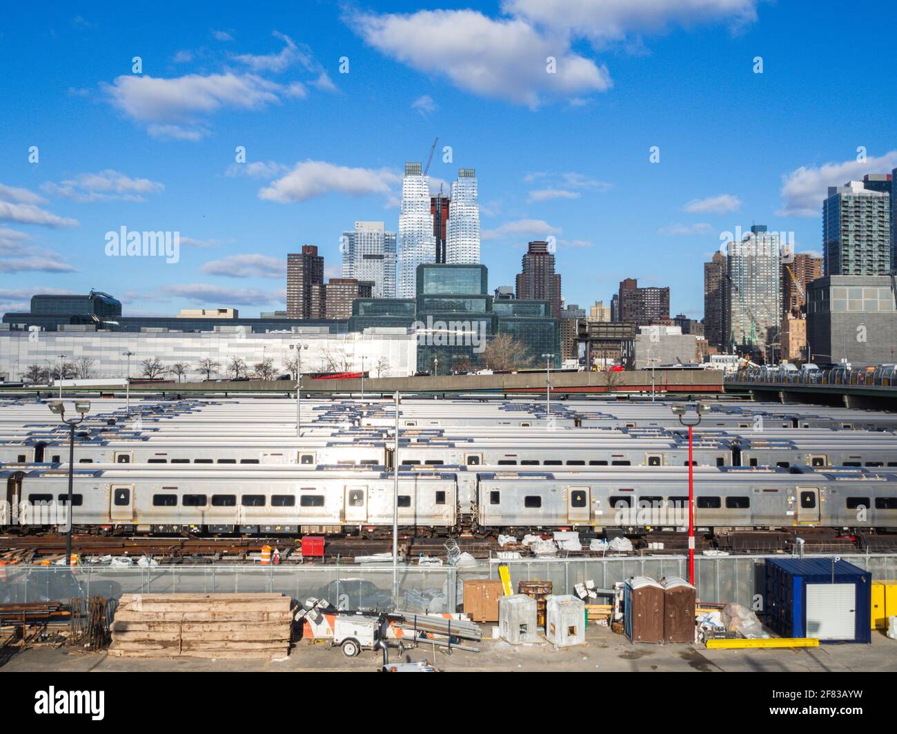 Silver train hi-res stock photography and images - Alamy