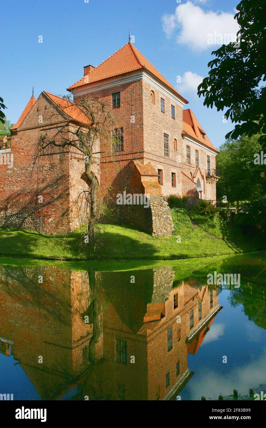 Oporow castle hi-res stock photography and images - Alamy