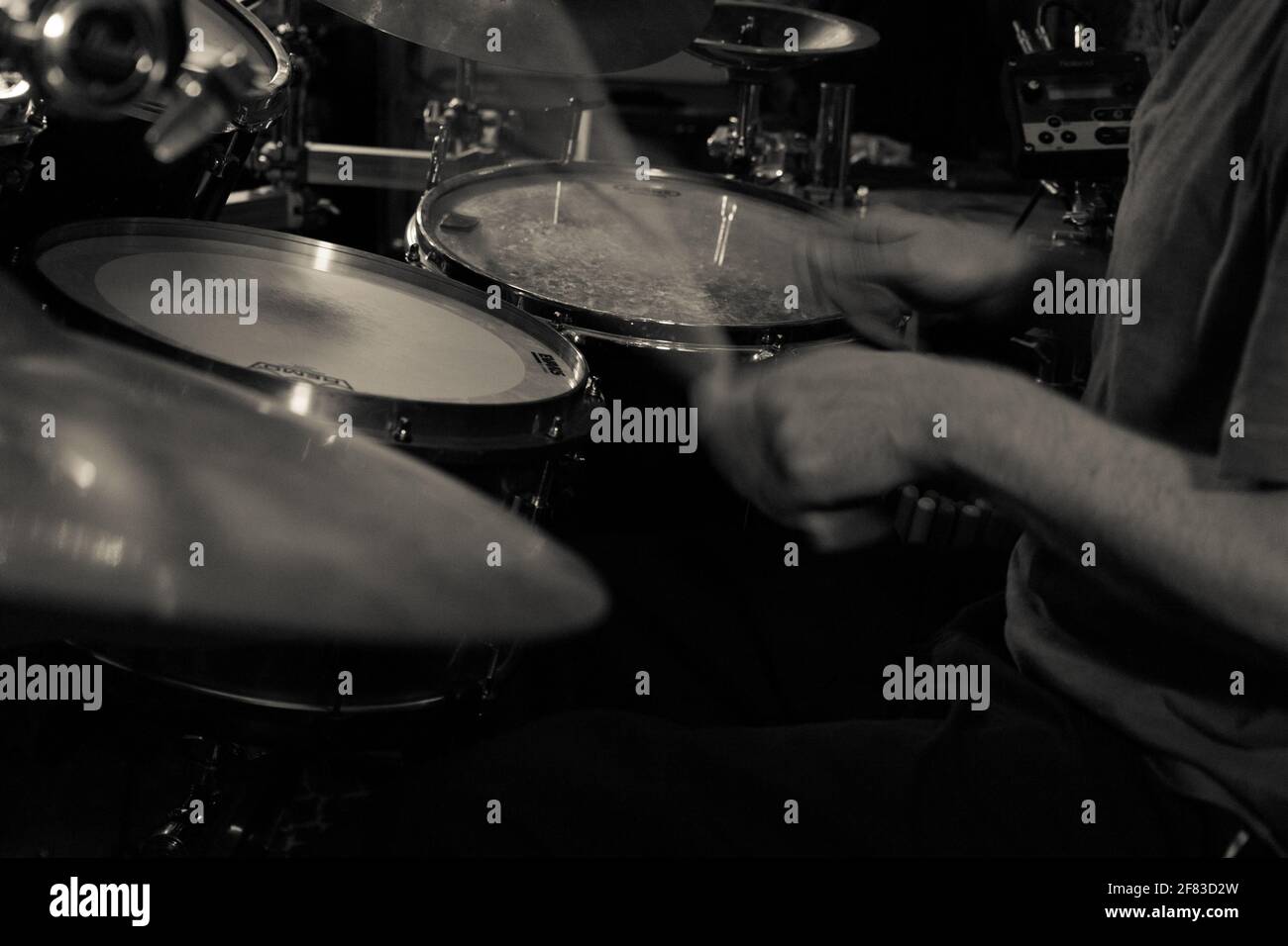 Hands drumming hi-res stock photography and images - Alamy