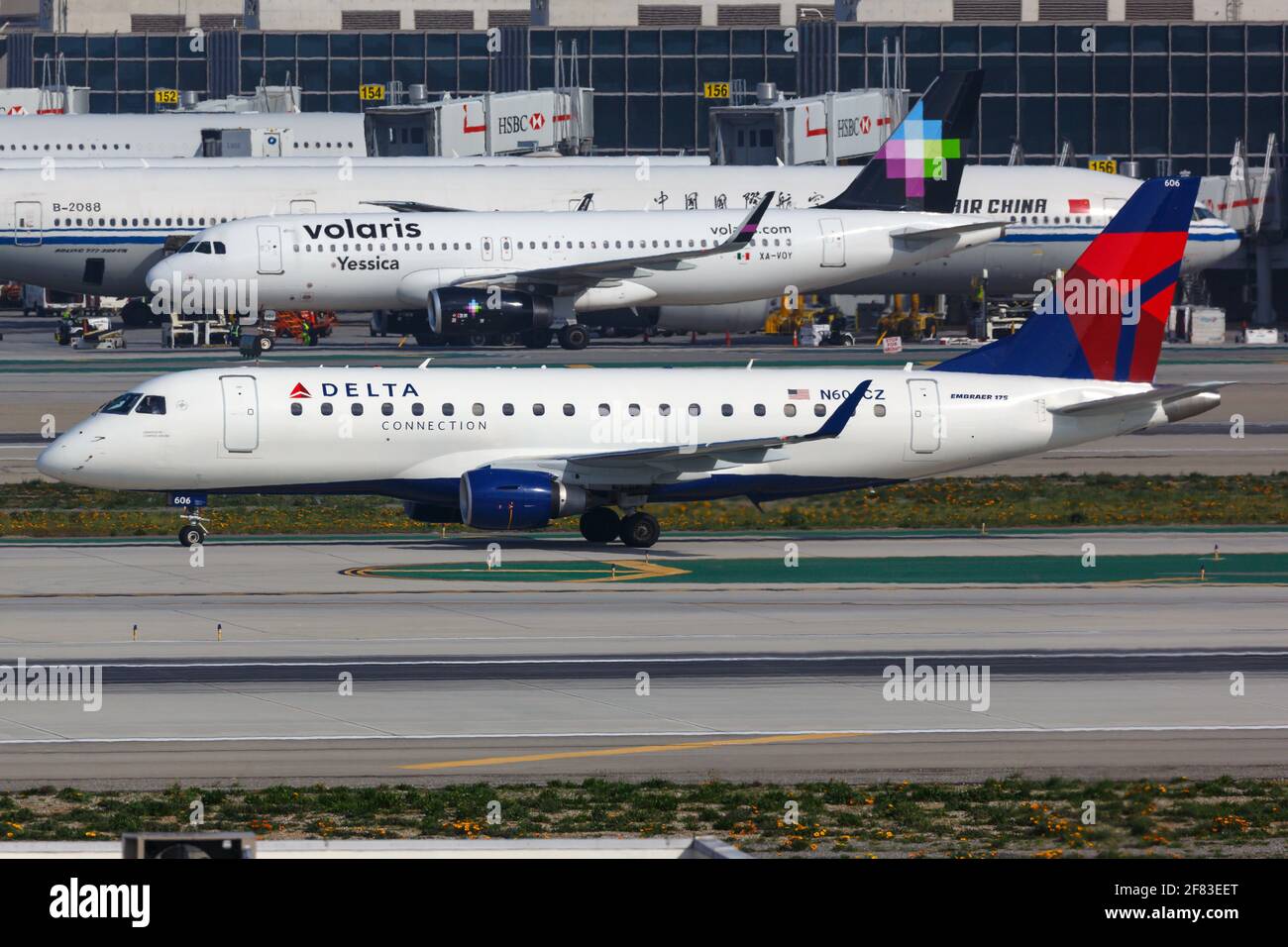 Los Angeles, USA - 20. February 2016: Delta Connection Embraer 170 at ...