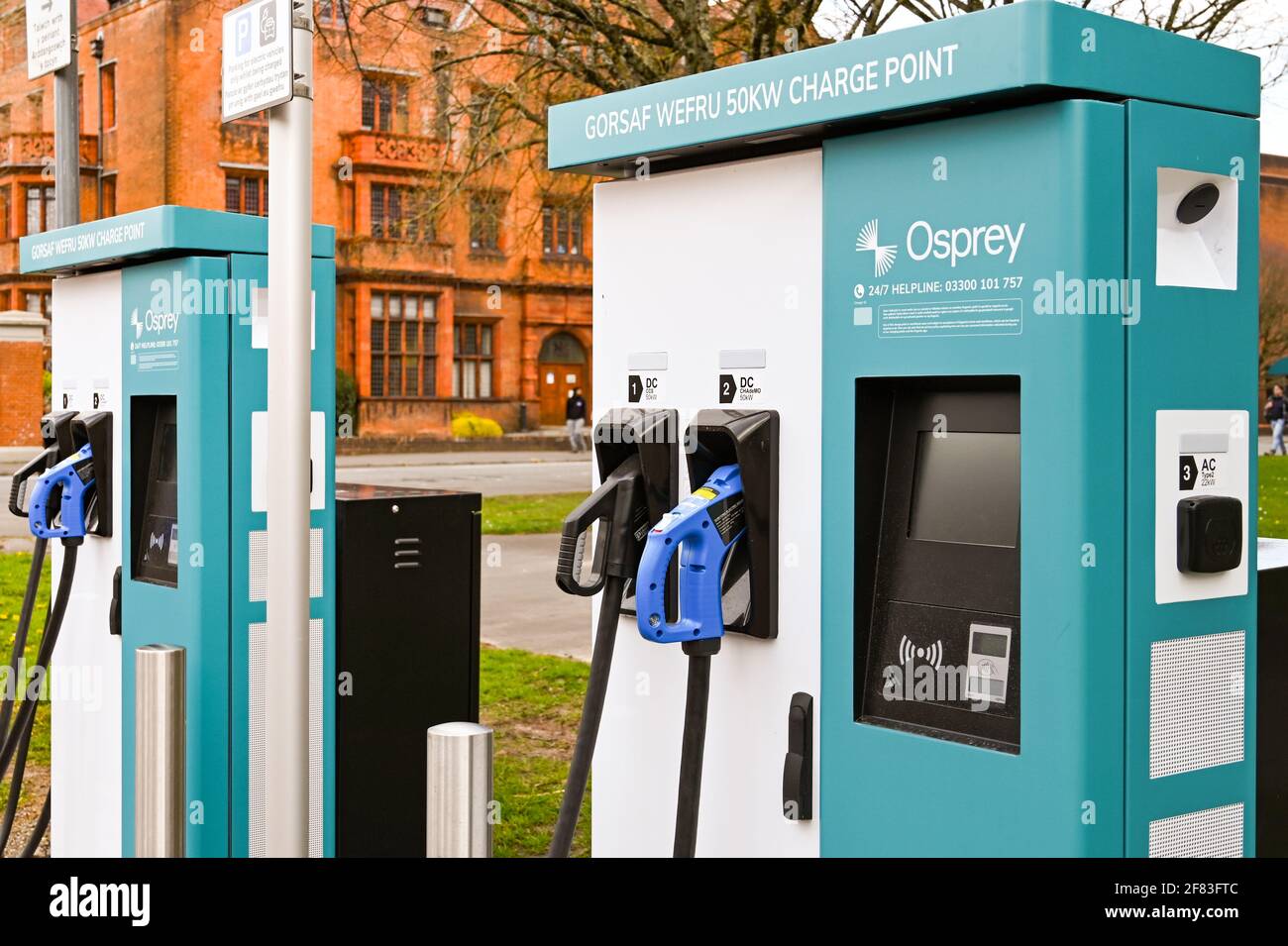 Two empty electric vehicle parking bays hi-res stock photography and ...