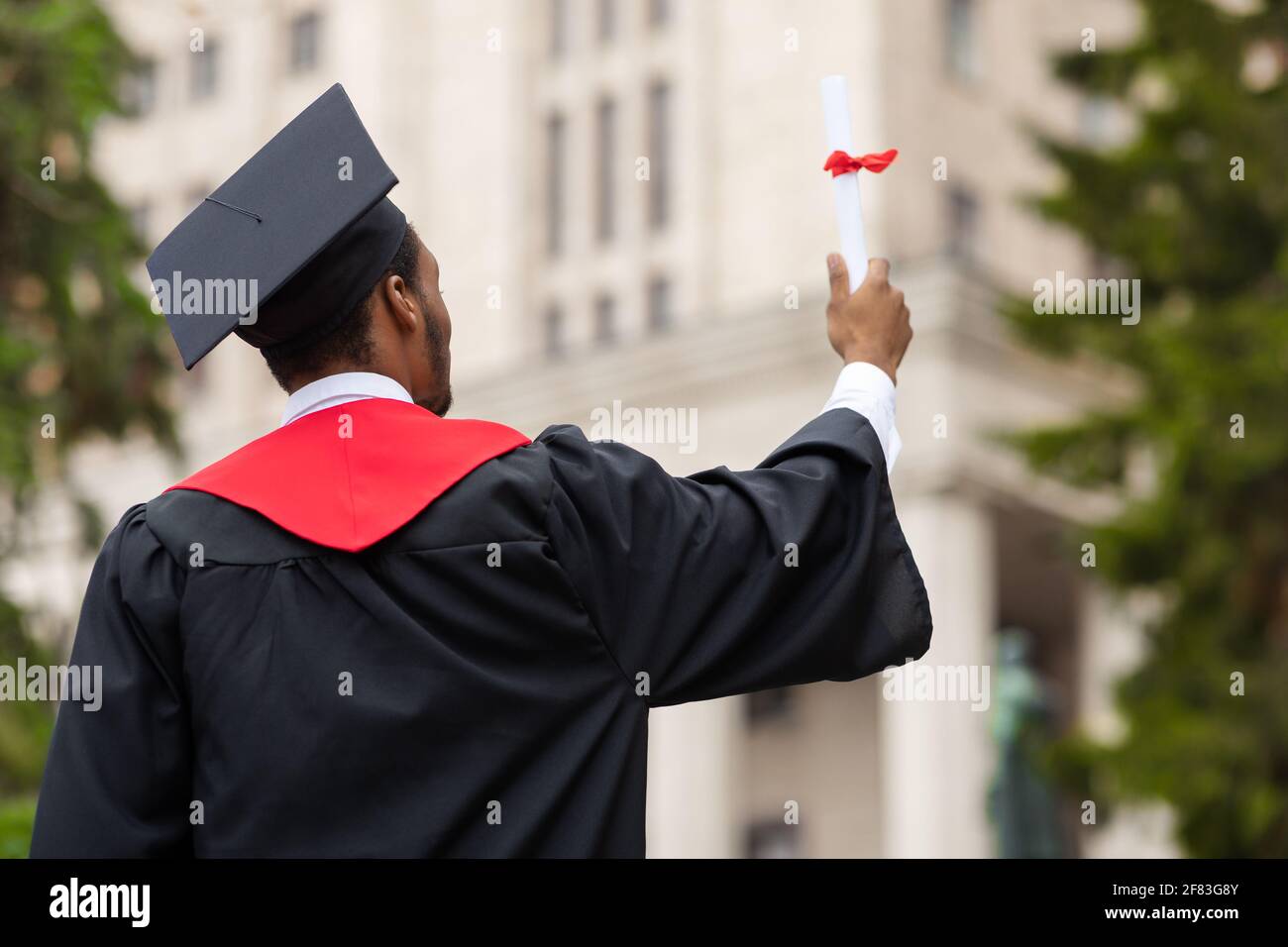 African american graduation hi-res stock photography and images - Alamy