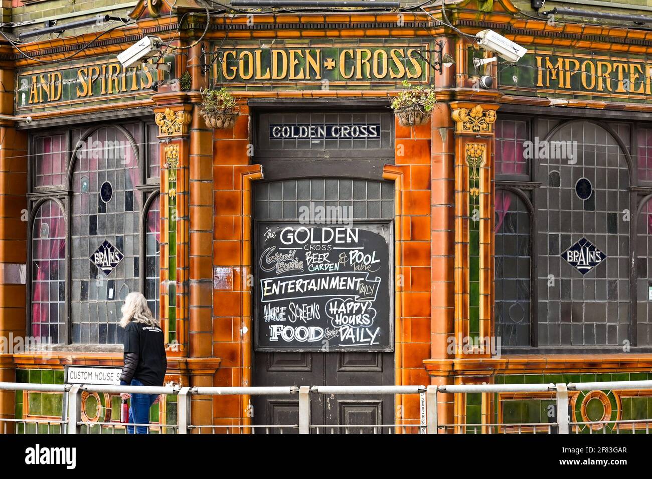 Cardiff, Wales - April 2021: Exterior of The Golden Cross public house ...