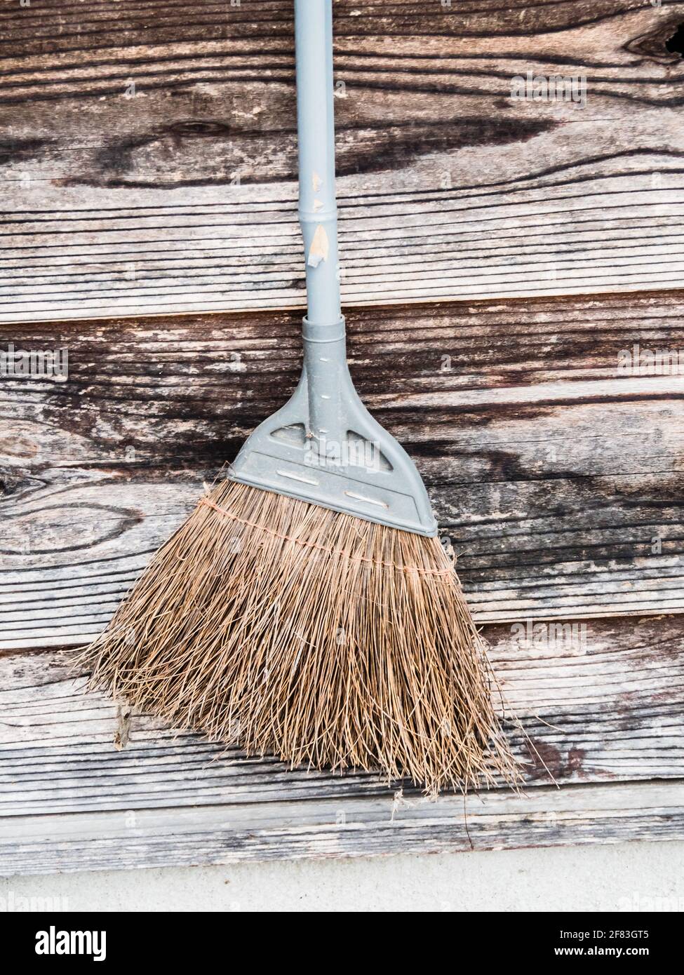 Chinese street broom hi-res stock photography and images - Alamy