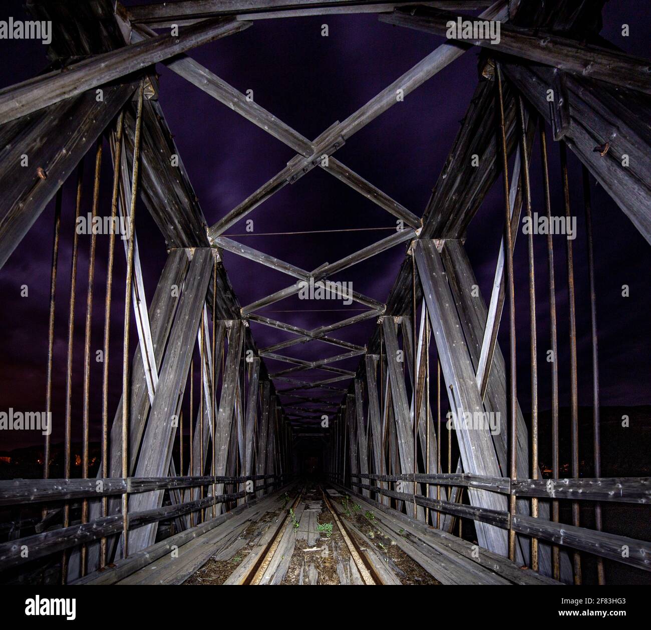 Unsafe construction hi-res stock photography and images - Alamy