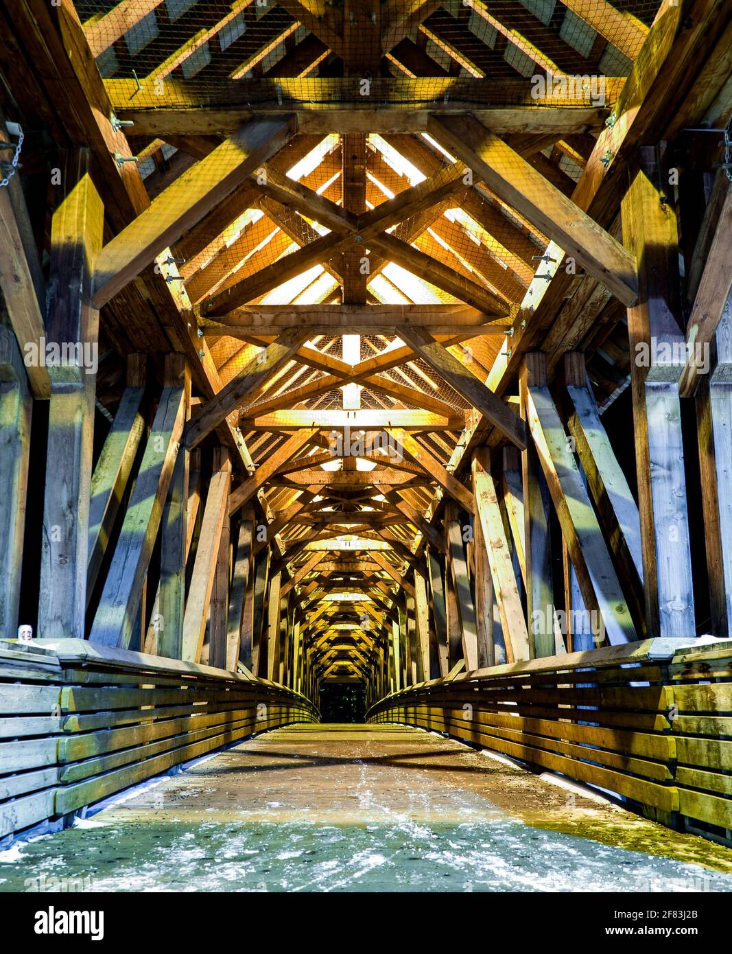 Modern bridge in winter hi-res stock photography and images - Alamy