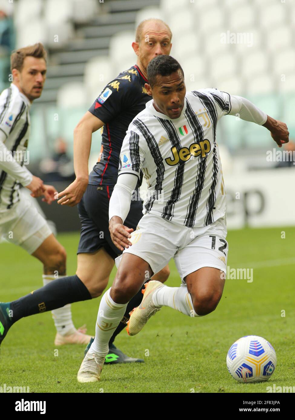 Football action shots hi-res stock photography and images - Alamy