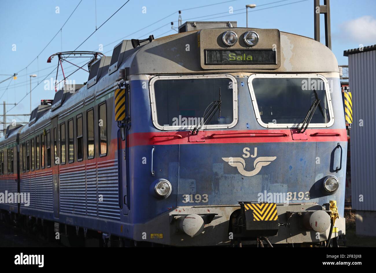 Train and rail car from SJ Stock Photo - Alamy