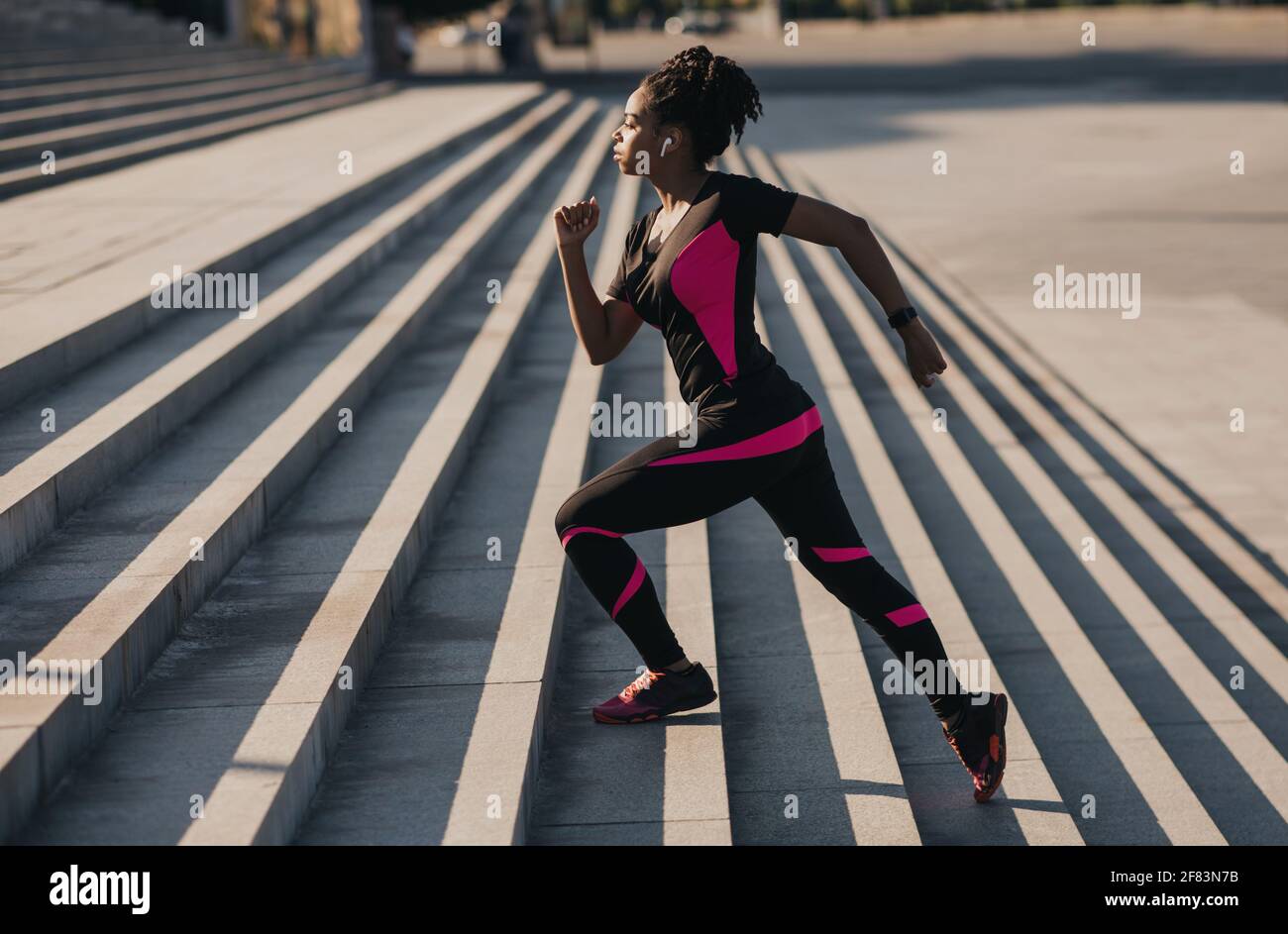 Nice body hi-res stock photography and images - Alamy