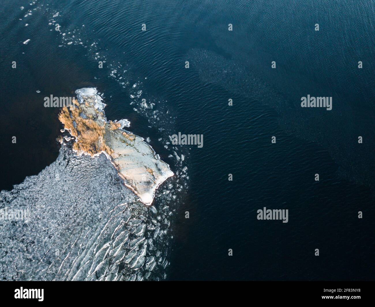 Ice freezing on lake hi-res stock photography and images - Alamy