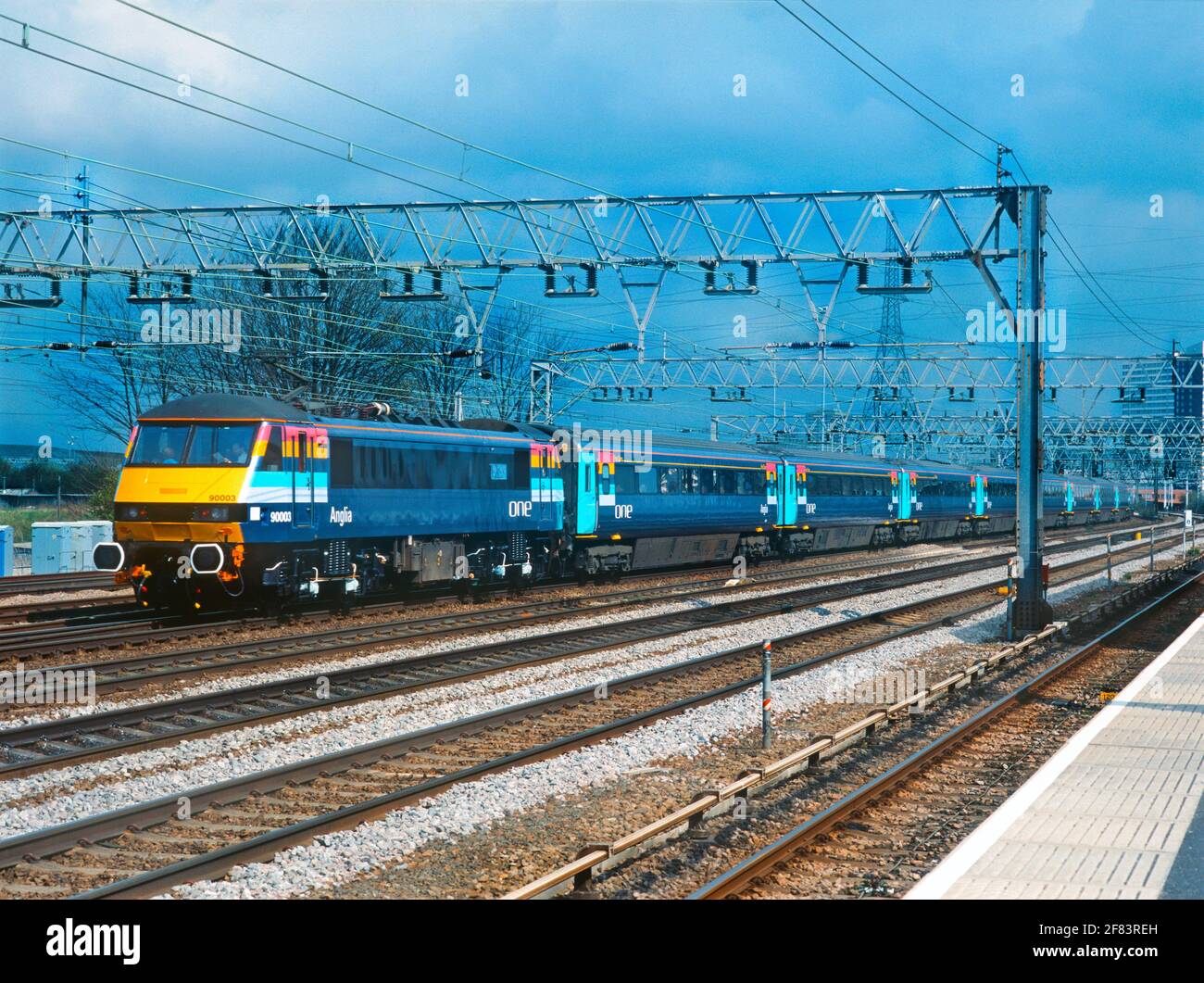 Class 90 electric locomotive hi-res stock photography and images - Alamy