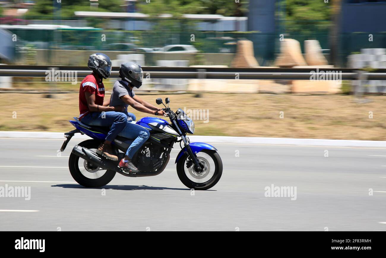 salvador, bahia, brazil - december 30, 2020: motocilcista is seen ...