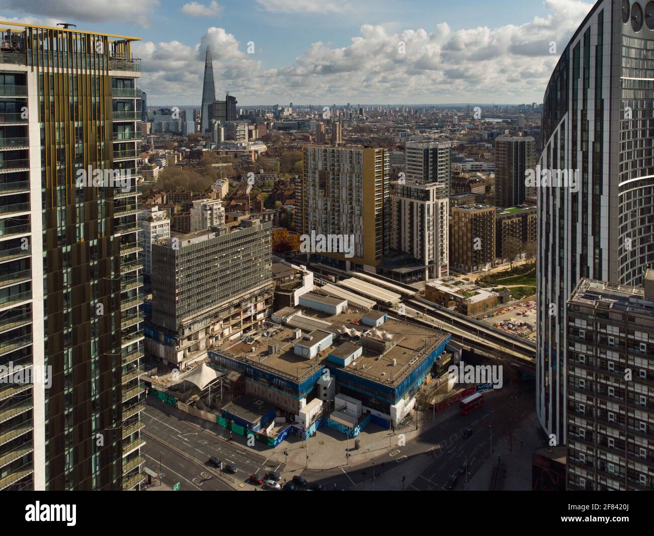 Elephant and Castle development and regeneration Stock Photo - Alamy