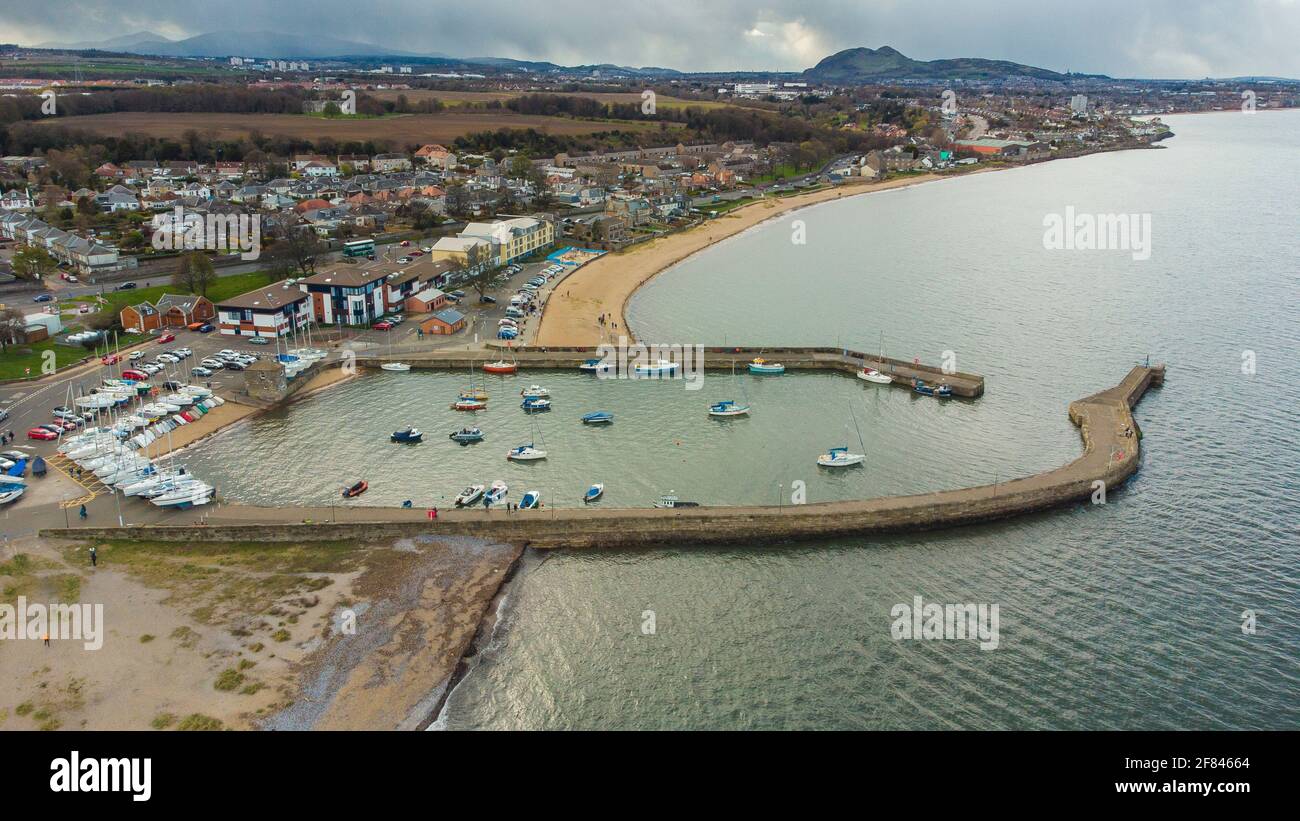 Fisherrow harbour musselburgh hi-res stock photography and images - Alamy