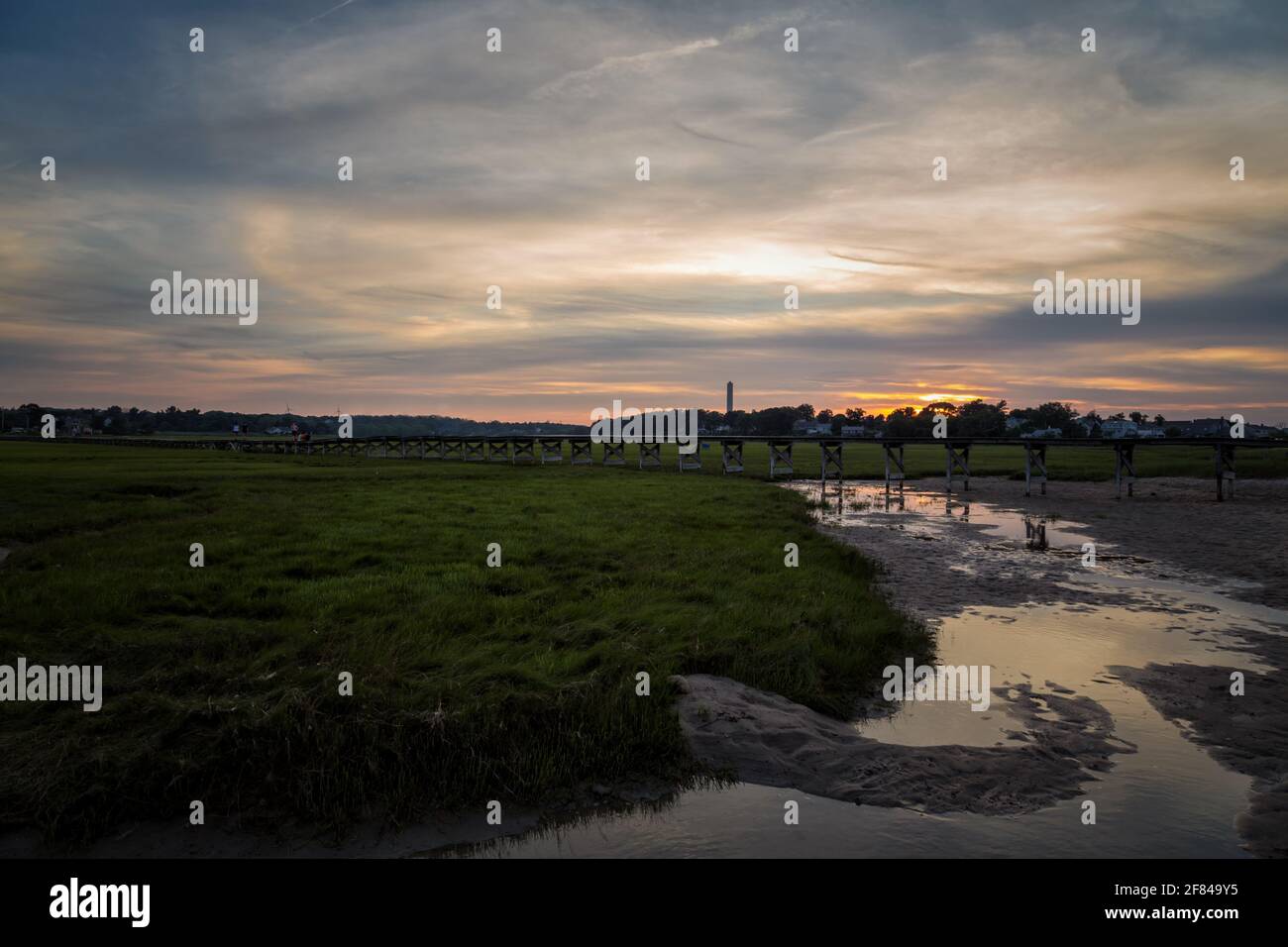 Cape cod sunset hi-res stock photography and images - Alamy