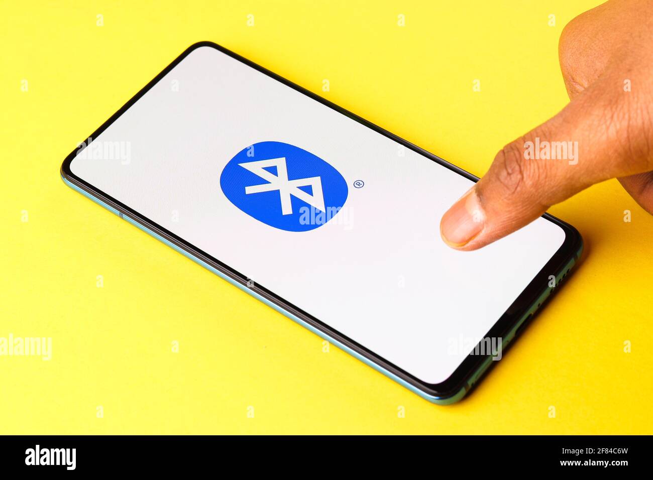 Bluetooth symbol on screen hi-res stock photography and images - Alamy