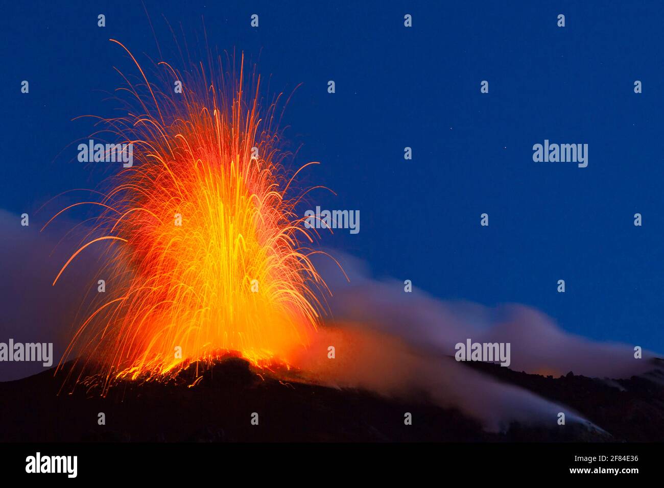 Stromboli, Lipari Islands, eruption, lava, eruption, volcanic eruption ...