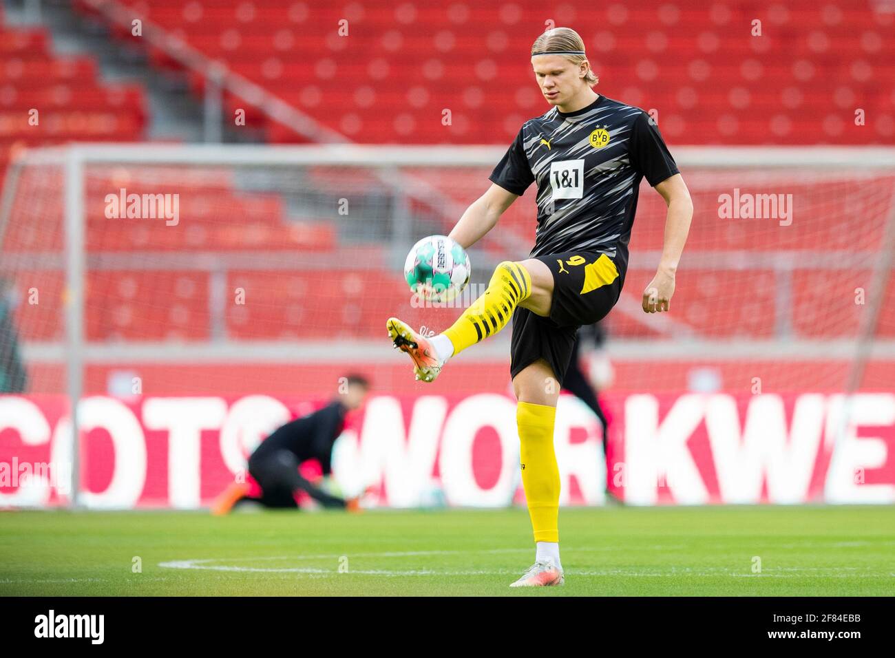 Stuttgart, Germany. 10th Apr, 2021. Football: Bundesliga, VfB Stuttgart ...