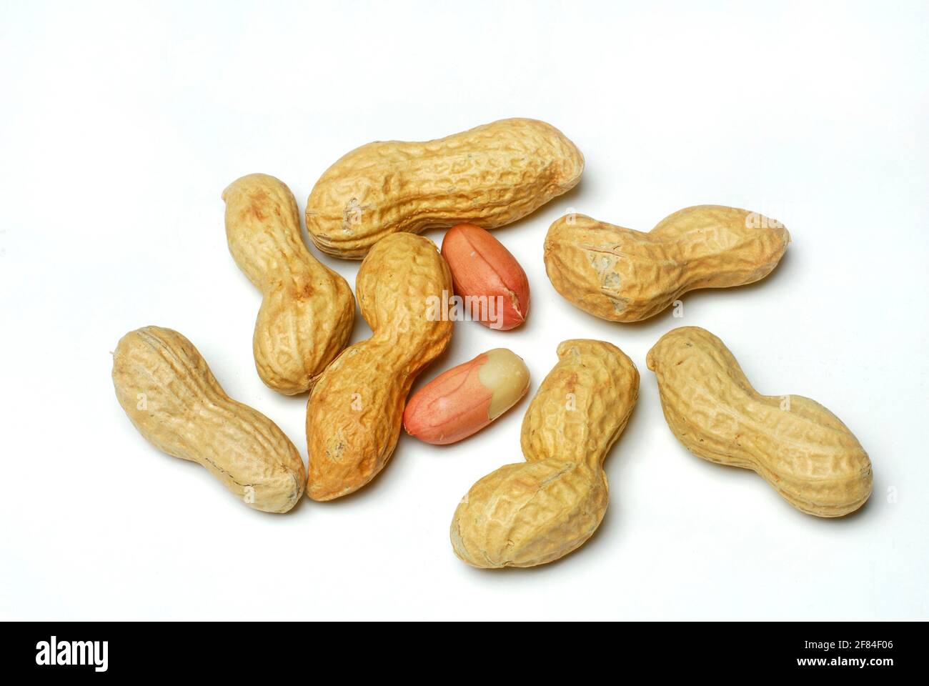 Peanuts or groundnuts (Arachis hypogaea Stock Photo - Alamy