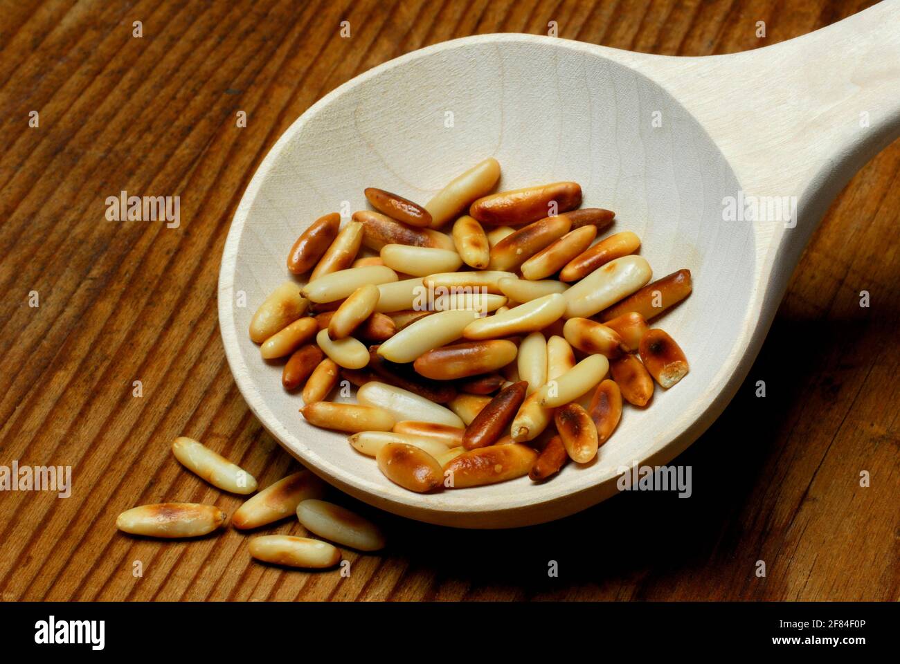 Roasted nut photography hi-res stock photography and images - Alamy