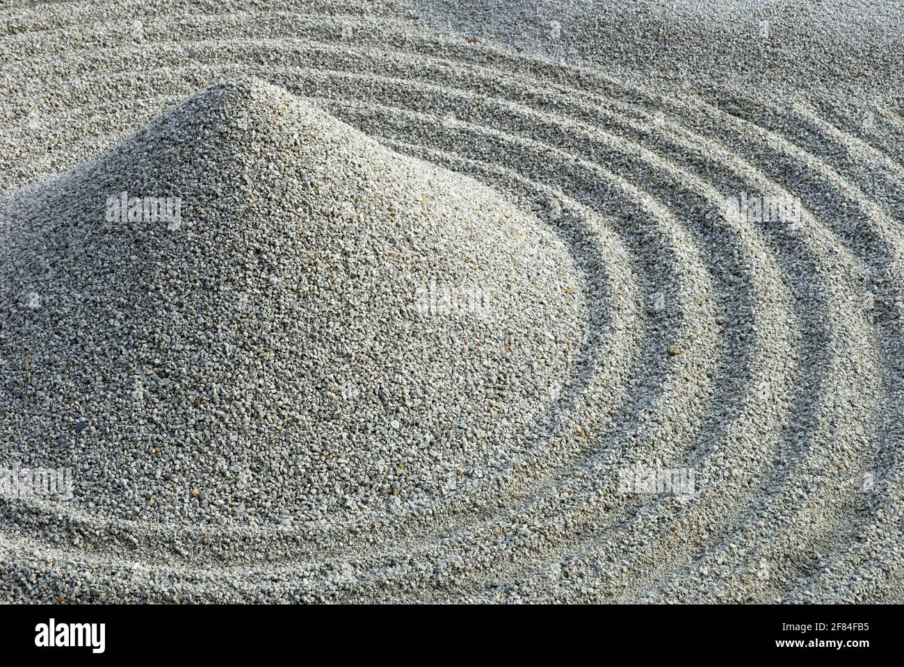 Gravel mound in Zen garden, Rinzai Zen school, stone circles, Kodai-ji ...