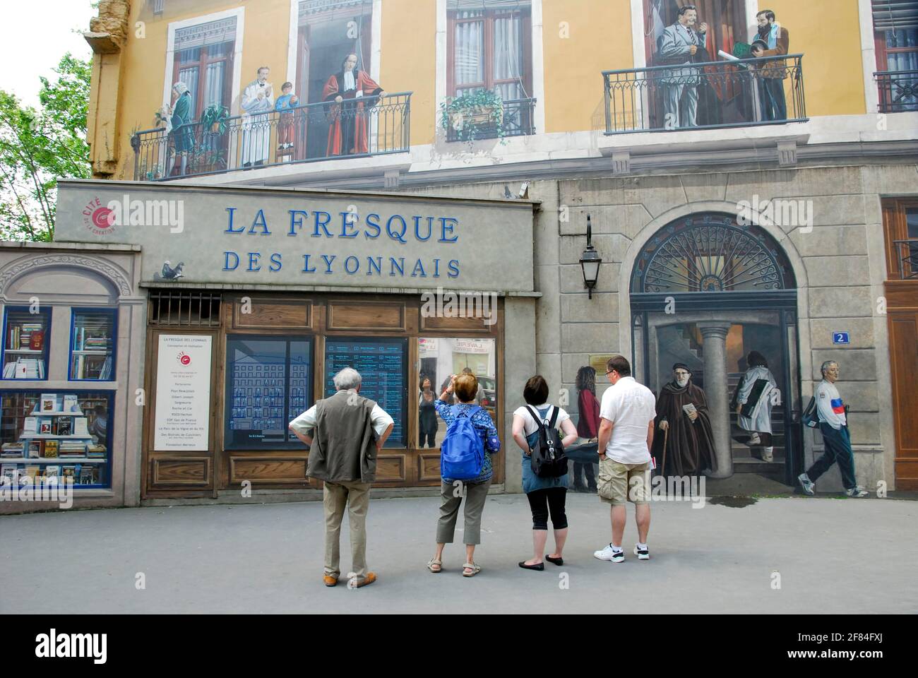 8th arrondissement hi-res stock photography and images - Alamy