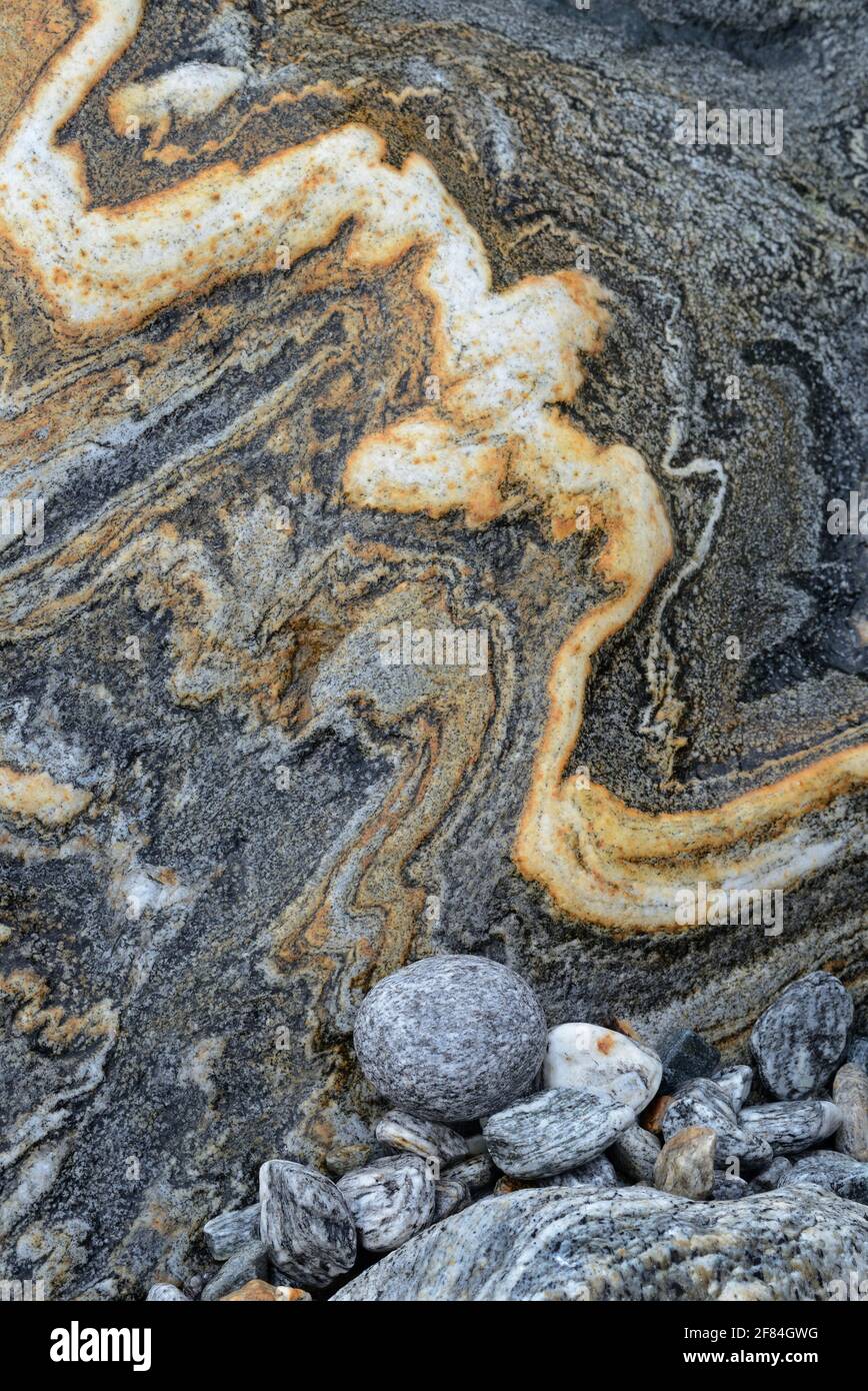 Stone structure, Ticino, rock vein, Valle Verzasca, Ticino, Switzerland ...