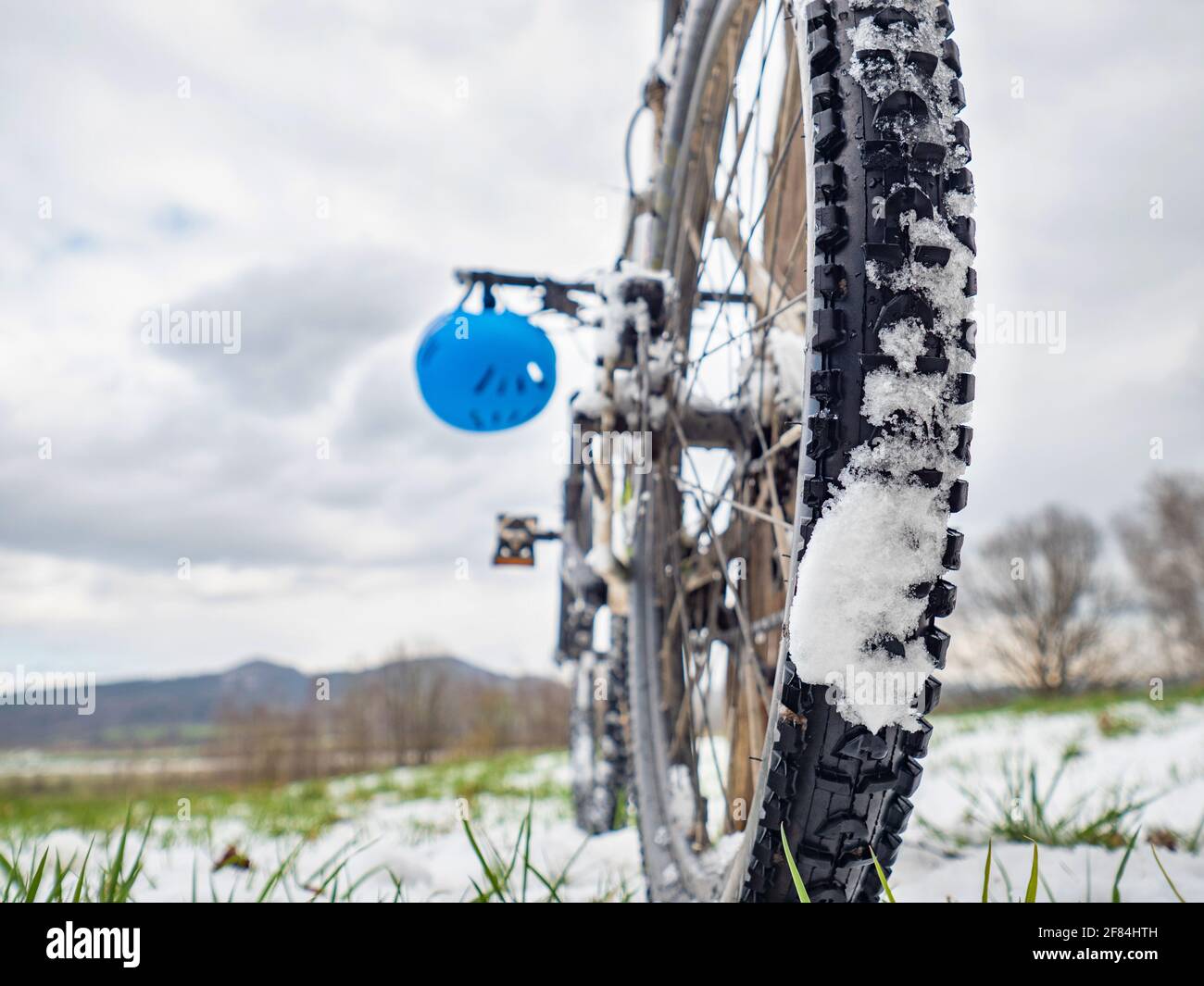 Fat tyre biking hi-res stock photography and images - Alamy