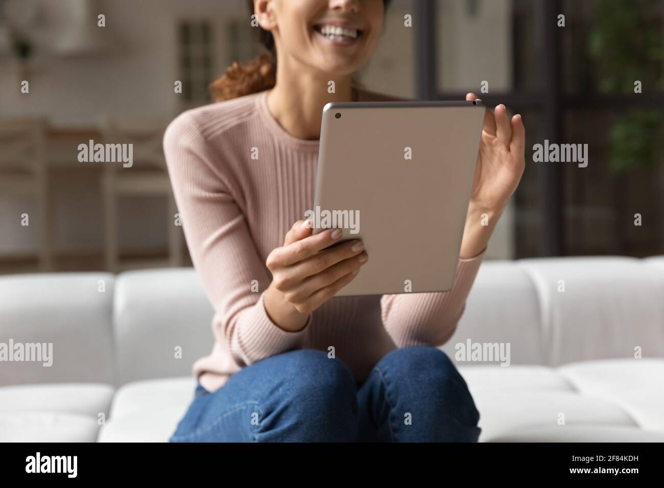 Hold app hi-res stock photography and images - Alamy