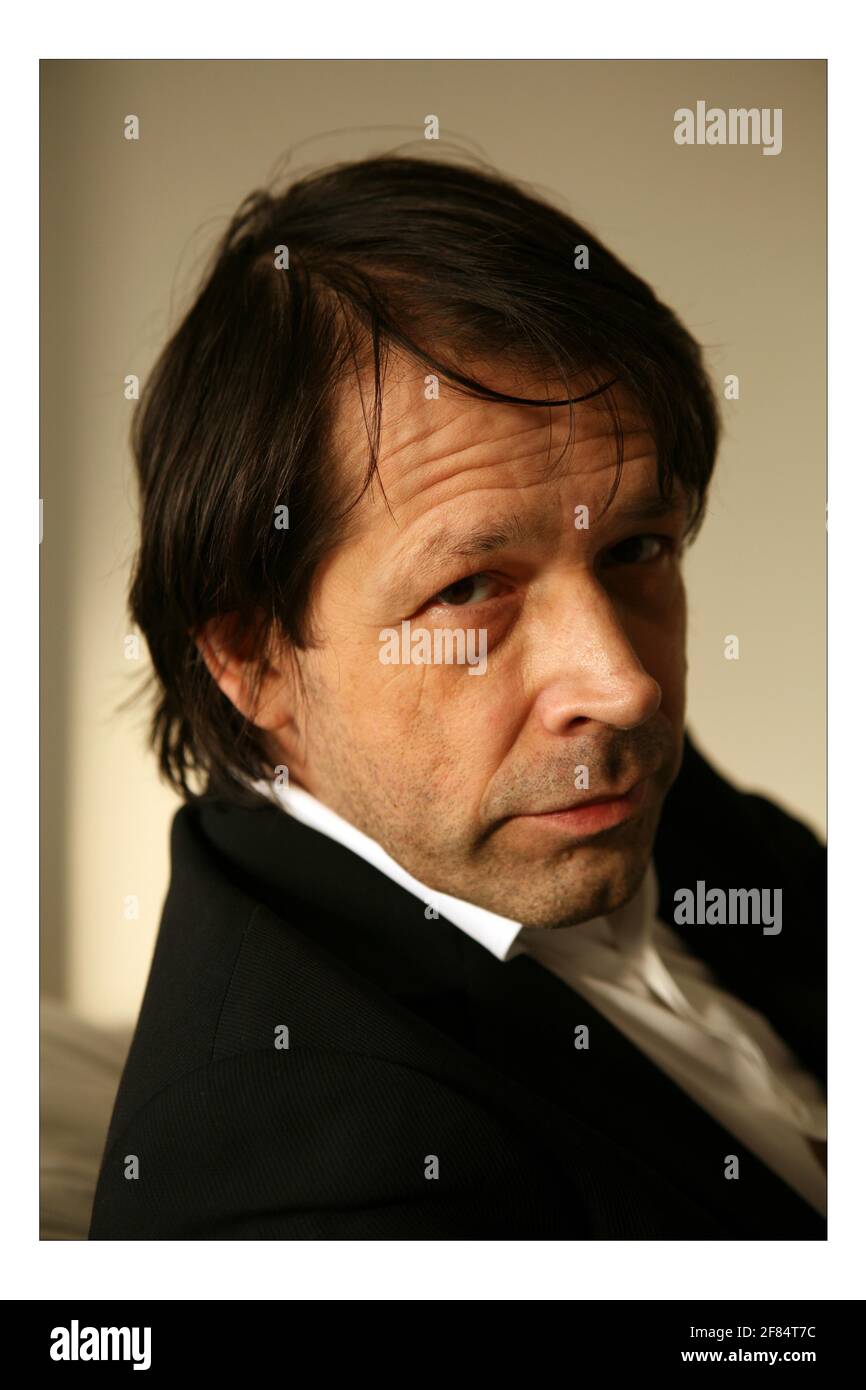 Peter saville hi-res stock photography and images - Alamy