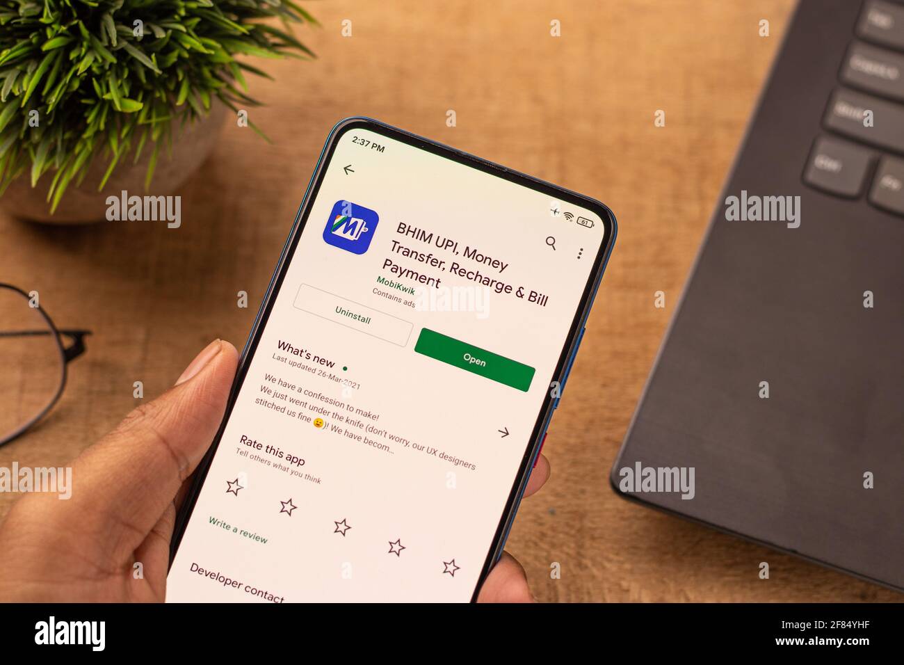 Mobikwik logo hi-res stock photography and images - Alamy
