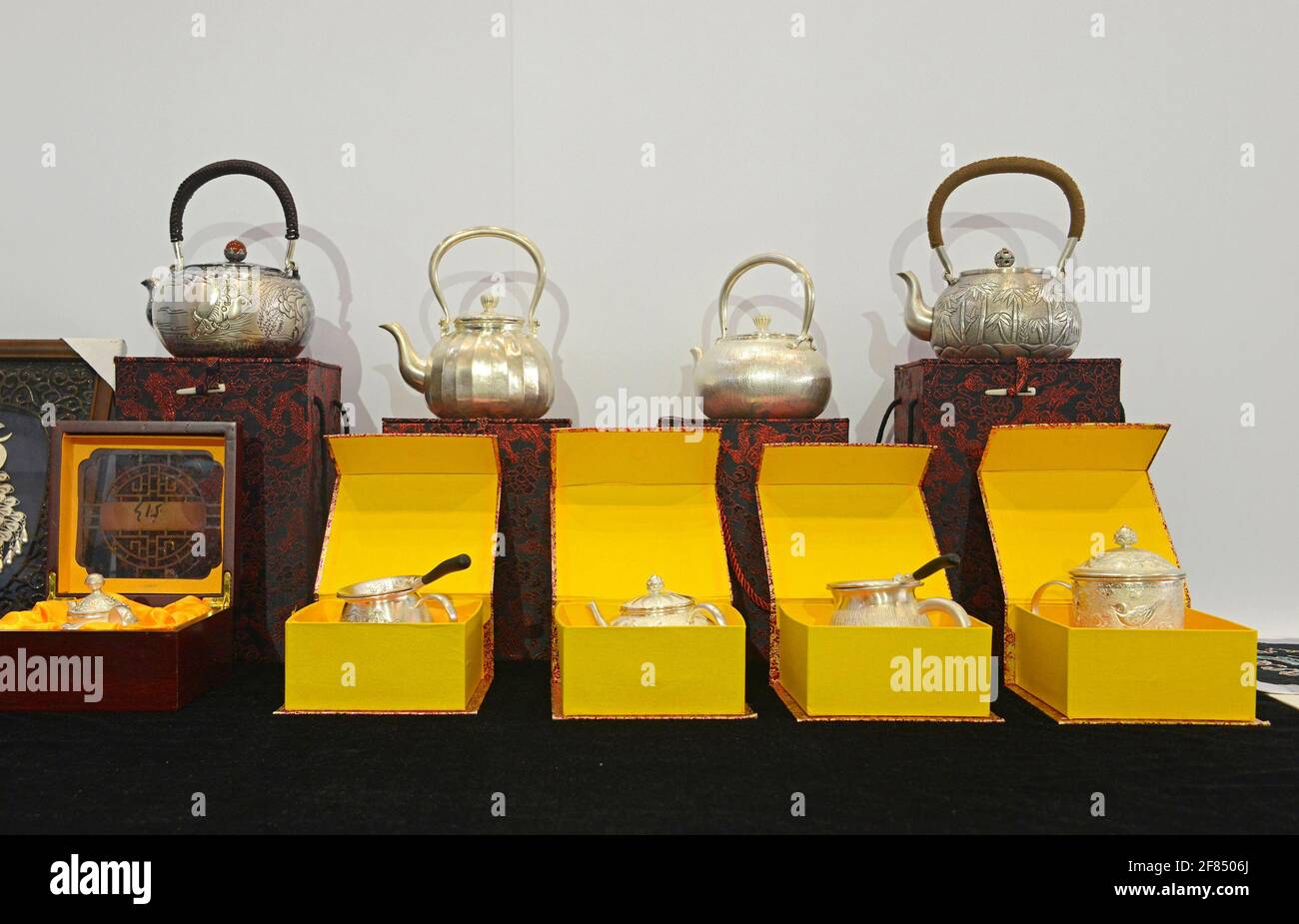 Four arts in china hi-res stock photography and images - Alamy