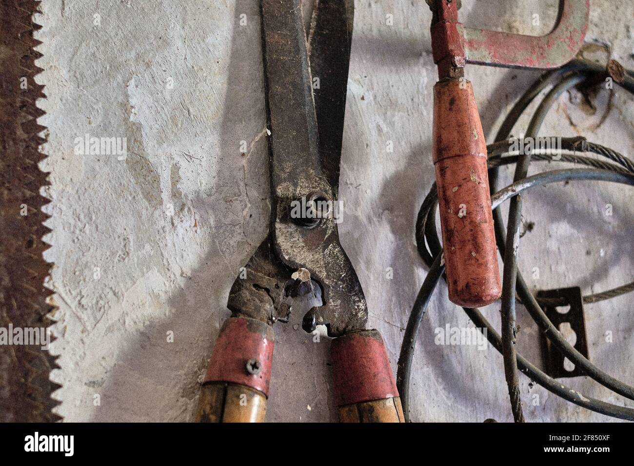 Wall of instruments hi-res stock photography and images - Alamy