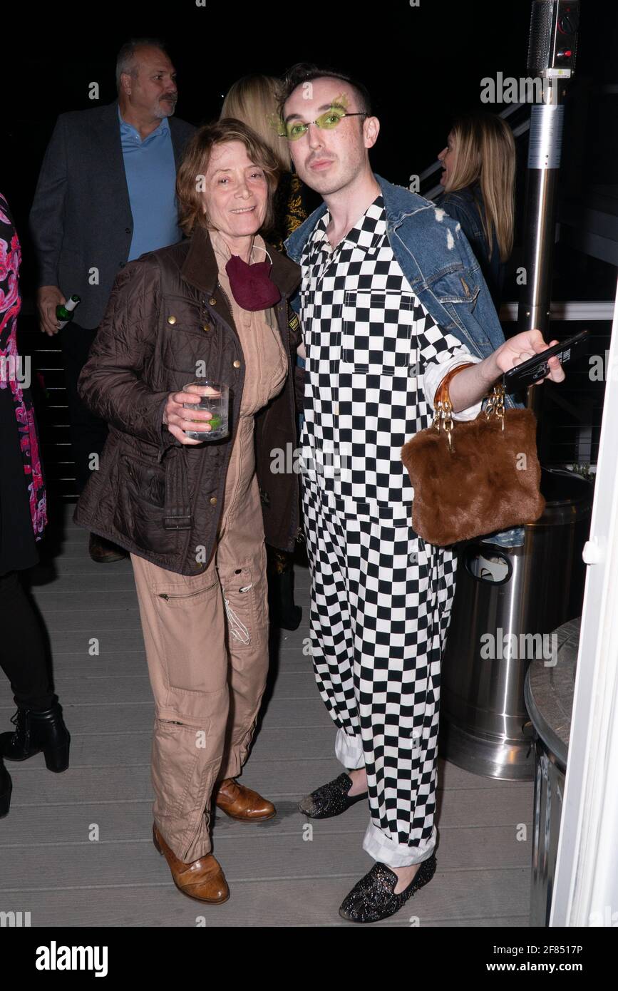 Robin Rice and John Alexander Davenport attend Artist Luciana Pampalone ...