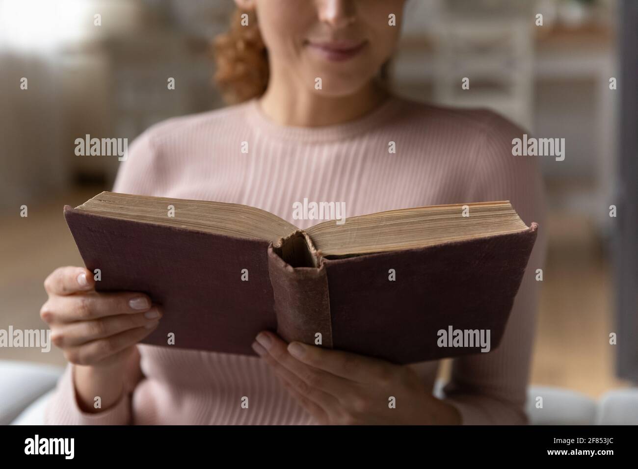 Female book cover hi-res stock photography and images - Alamy
