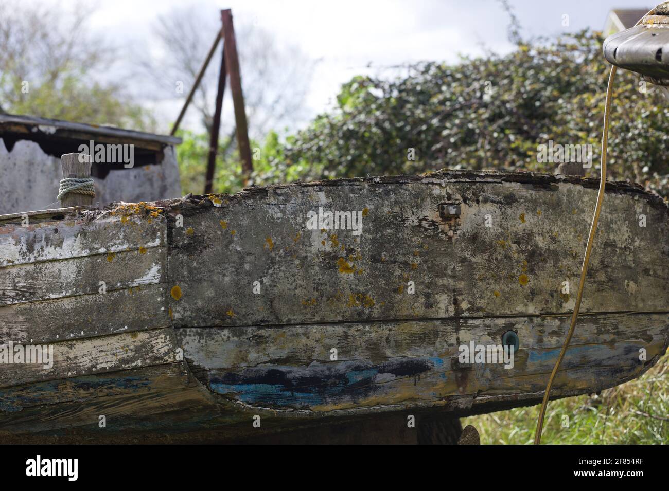 Rotted boat hi-res stock photography and images - Alamy