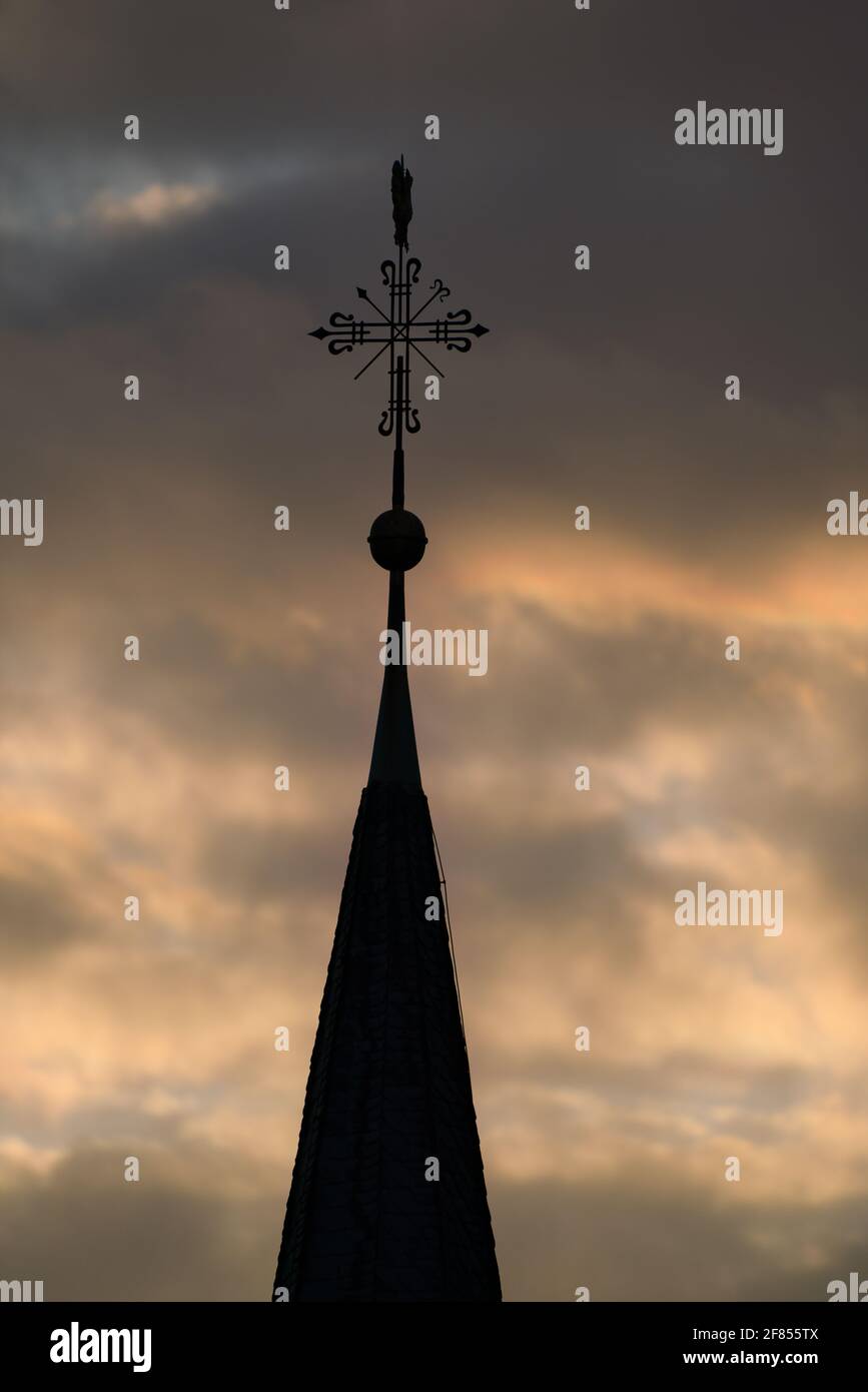 Cross on roof top hi-res stock photography and images - Alamy